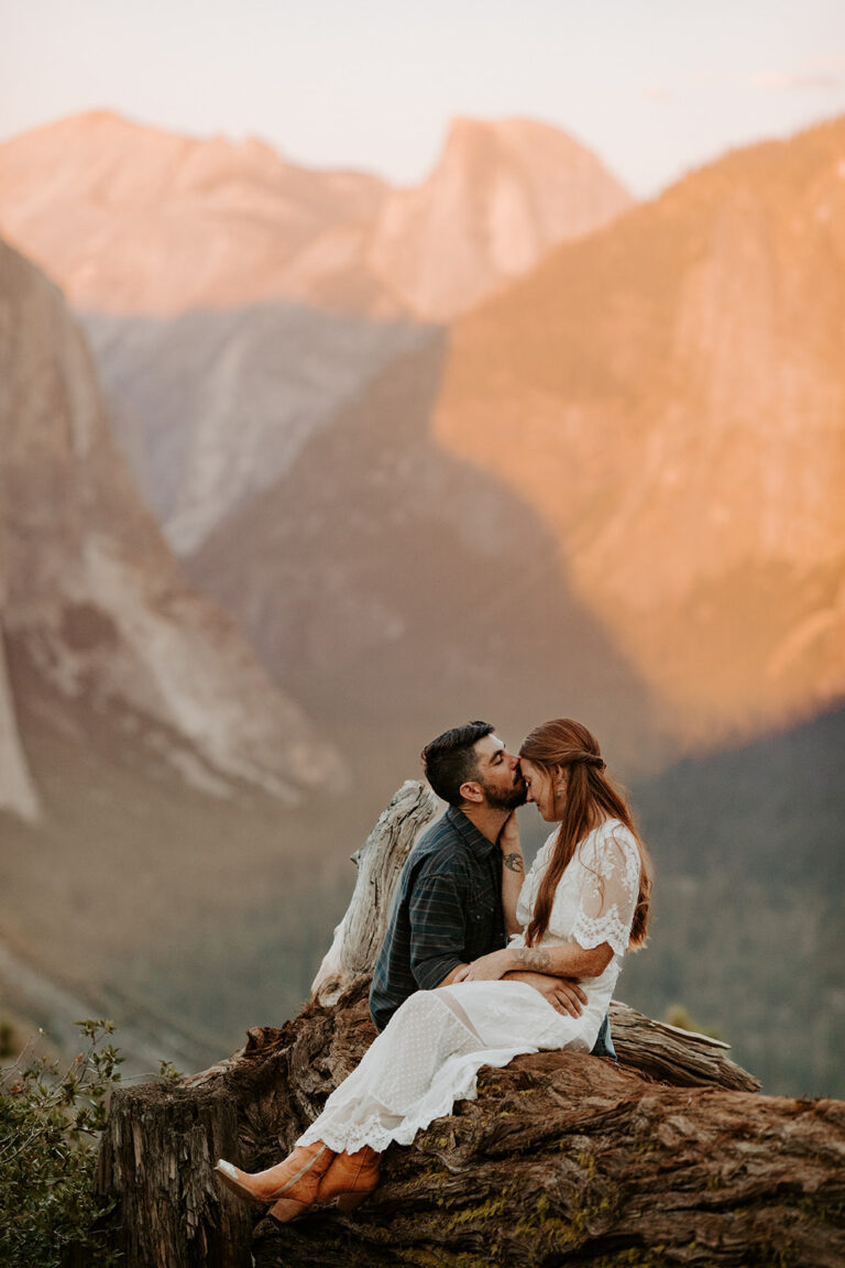 Engagement Photography: How to Plan an Unforgettable Session - Showit Blog